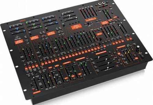 Behringer 2600