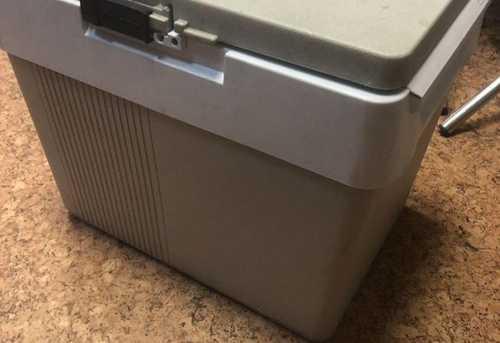 Термоэлектрическая сумка холодильник koolatron