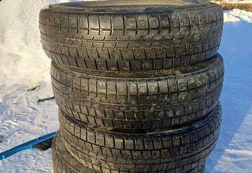 Kumho WinterCraft Ice WI61 145/80 R13