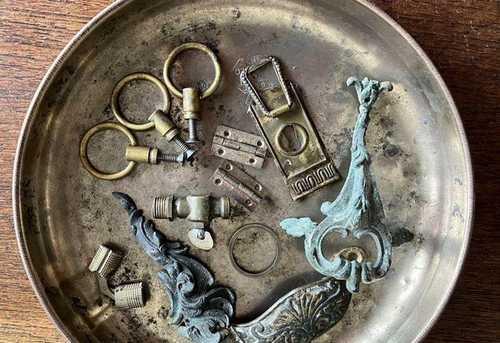 Старинные предметы из металла