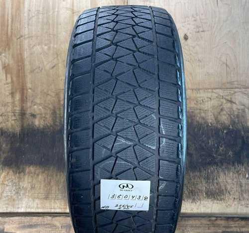 Bridgestone Blizzak DM-V2 255/45 R20 101T