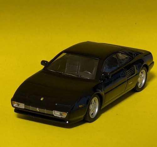 Kyosho Ferrari Mondial T 1:64