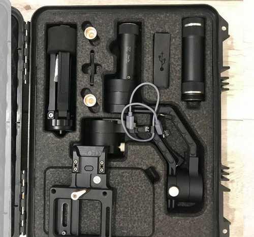 Стабилизатор Zhiyun Crane Plus (CRA01) новый