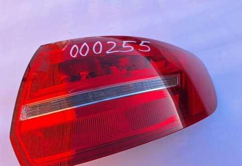Фонарь задний правый Audi A3 8P 2008