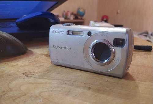 Компактный фотоаппарат sony cyber shot dsc s40