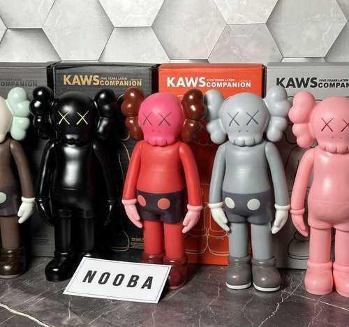 Фигурки Kaws