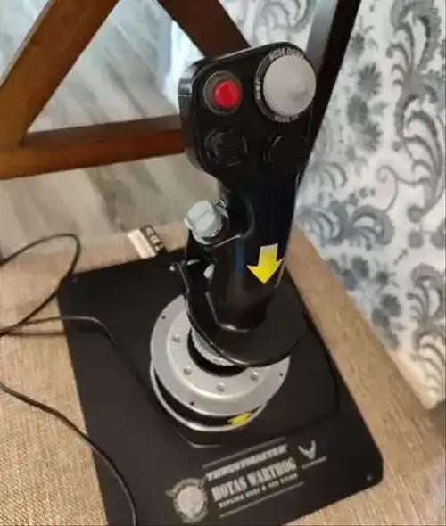 Thrustmaster Hotas Warthog джойстик