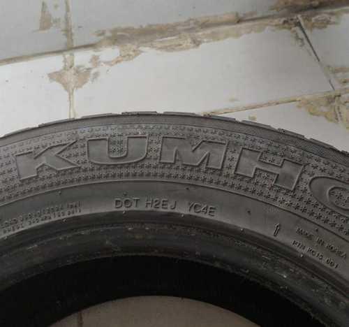 Kumho 975 225/65 R17 106H