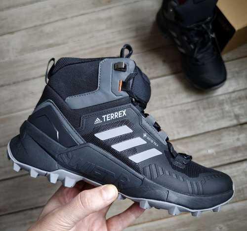 Кроссовки зимние Adidas Terrex Gore-tex