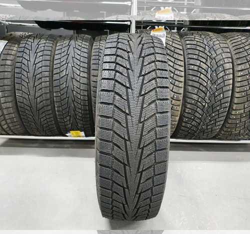 Hankook Winter I'Cept iZ 2 W616 225/55 R17 101T
