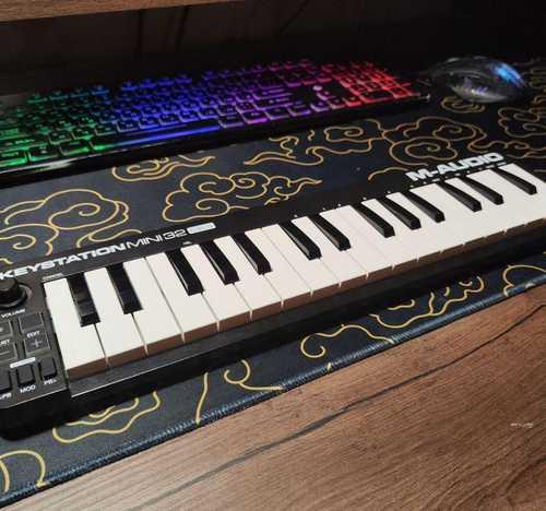 Midi Keystation Mini 32 MK3