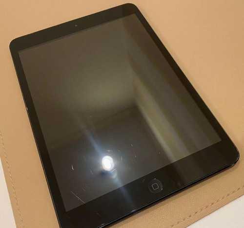 Планшет Apple iPad mini A1432 16Gb