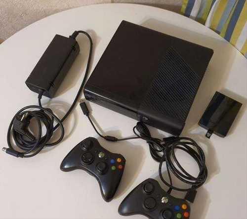 Xbox 360 250gb+2джоя+14игр