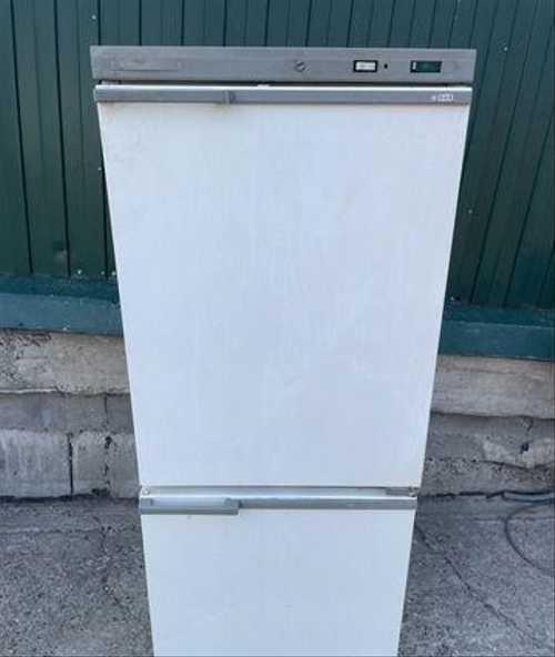 Надёжный холодильник Мир 145см #Х229