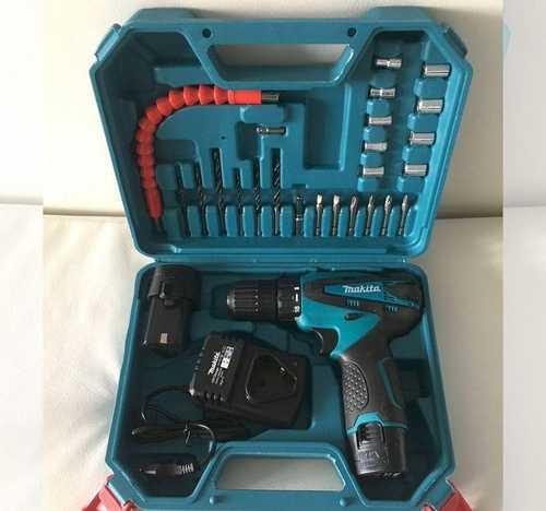 Шуруповерт дрель Makita с битами 12V