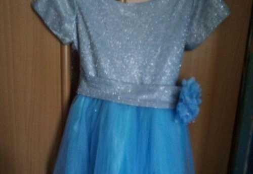 Платье для девочки 32 р