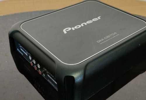 Усилитель Pioneer GM-D8704