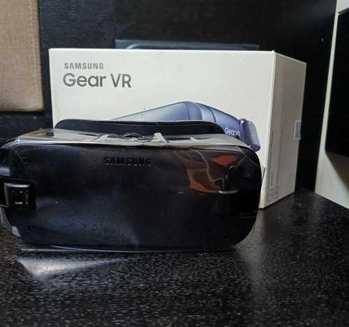 Очки виртуальной реальности Gear VR Samsung