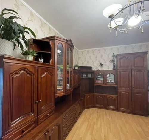 Стенка в гостиную бу