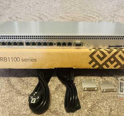 Маршрутизатор (роутер) MikroTik RB1100AHx4