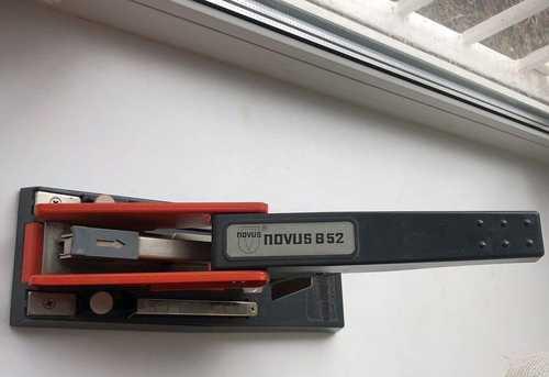 Степлер novus B 52