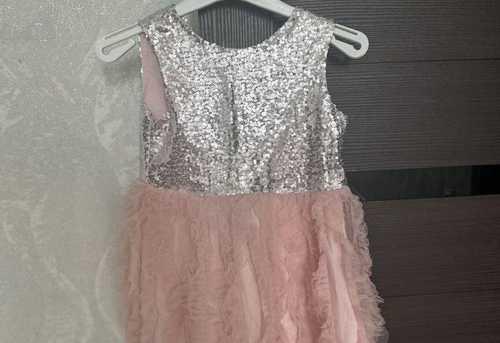 Платье нарядное на девочку 104