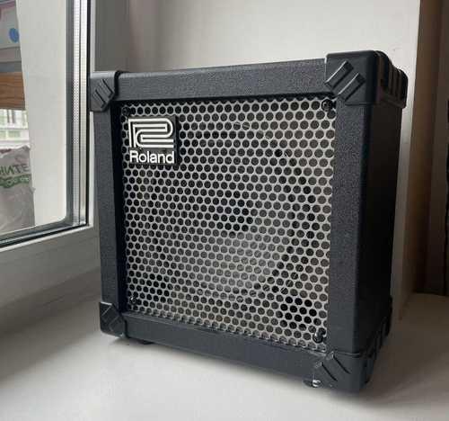 Комбоусилитель roland cube 15x