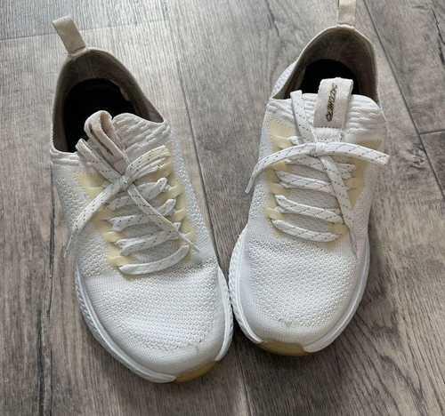 Кроссовки женские skechers 37