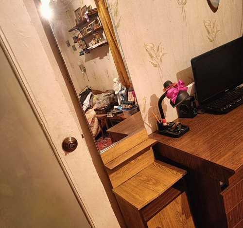 Трельяж с зеркалом
