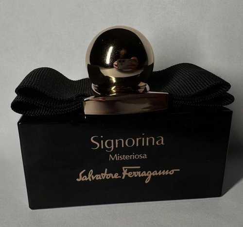 Signorina Misteriosa Salvatore Ferragamo