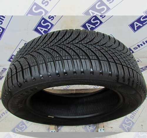 Goodyear Vector 4Seasons Gen-3 235/55 R18 76V