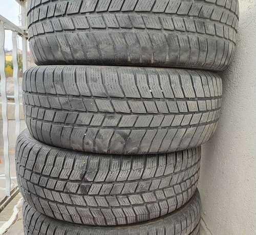 Barum Polaris 3 4x4 215/60 R17 96H