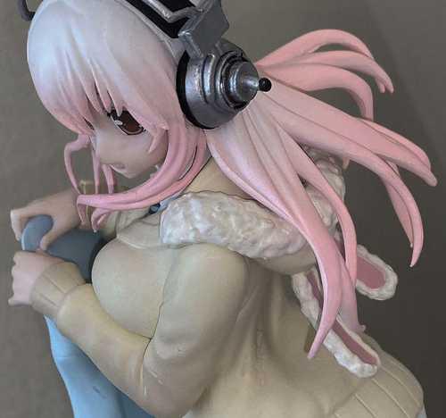 Фигурка аниме super sonico