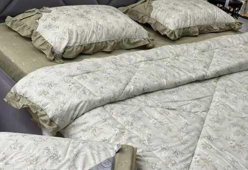 Комплект постельного белья евро (2 одеяла)