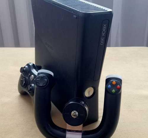 Игровая приставка xbox 360