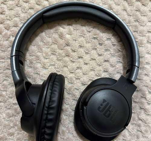 Беспроводные наушники jbl tune 710bt