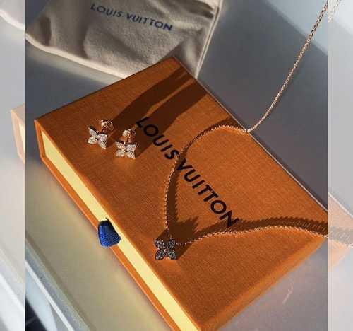 Louis vuitton подвеска