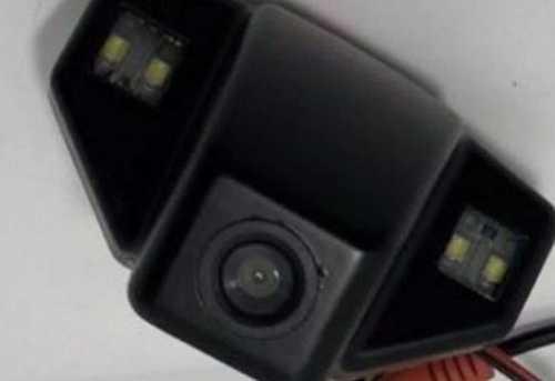 Камера заднего вида для Honda CRV 3/ Odyssey
