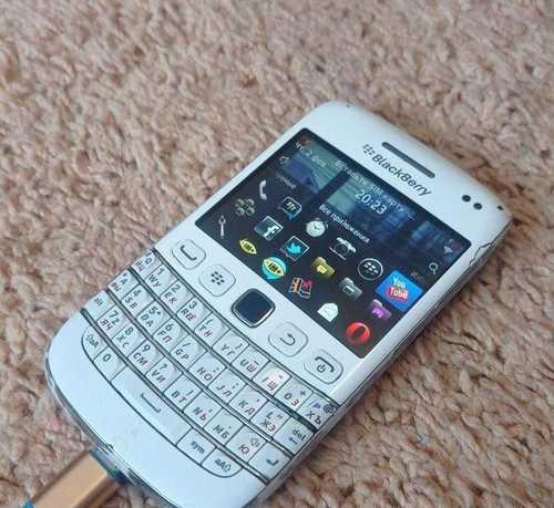 Телефон Blackberry Bold 9790