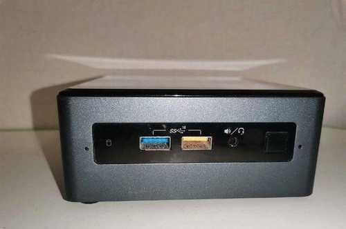 Intel NUC 8