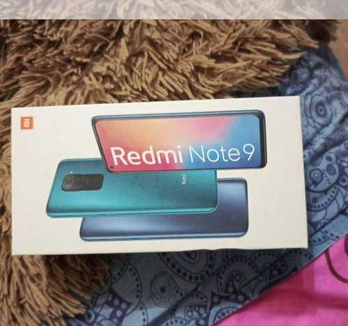 Коробка и чехол от Xiaomi Redmi Note 9