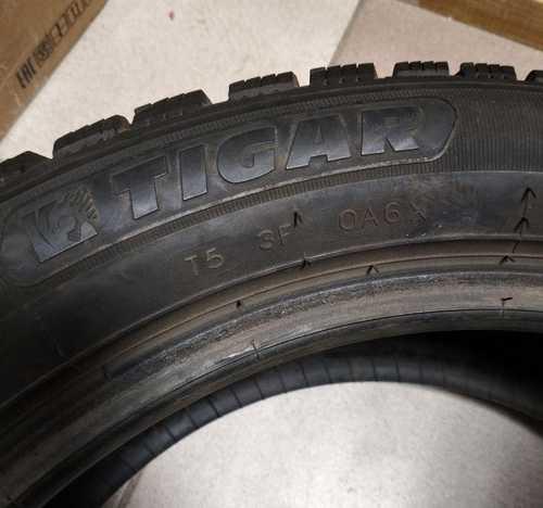Tigar Ice 215/40 R17 98T