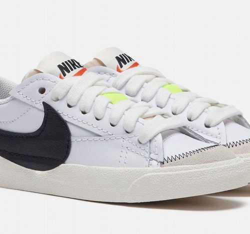 Nike wmns Blazer Low 77 Jumbo 6.5US 7.5 white