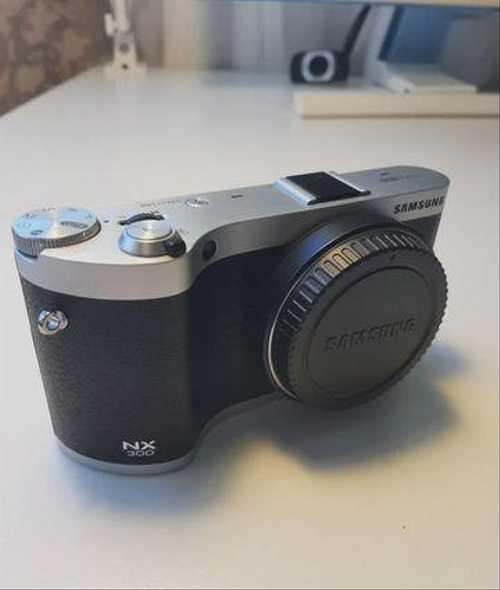 Фотокамера Samsung NX300 body