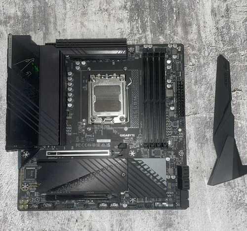 Материнская плата b650m aorus pro ax