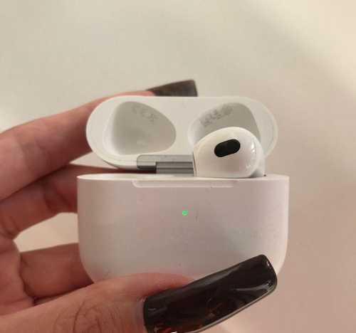 AirPods (3rd generation)