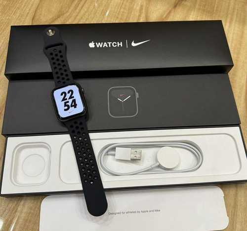 Apple Watch Se 44mm Nike Оригинал