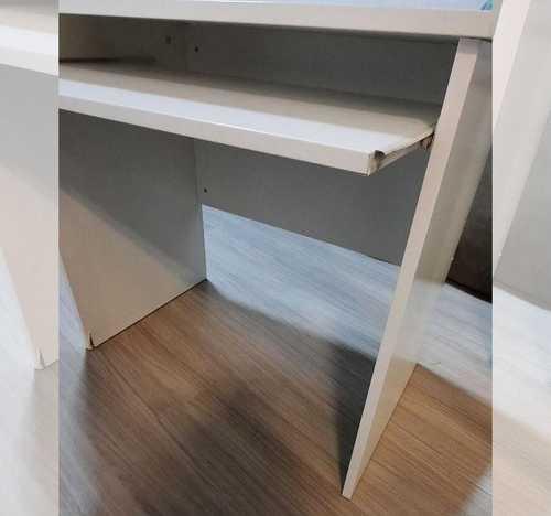 Компьютерный стол IKEA