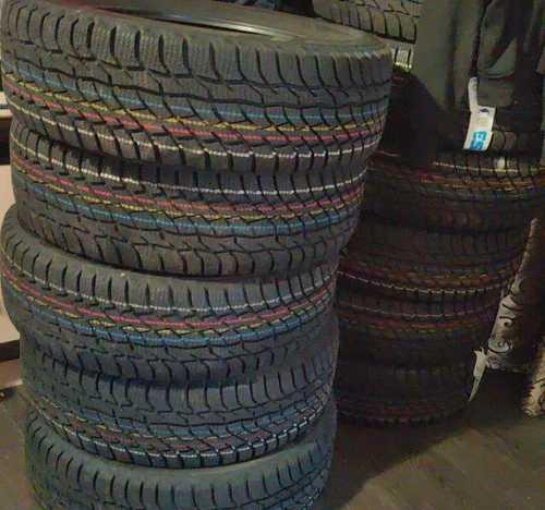 Viatti Bosco S/T V-526 215/60 R17 96T