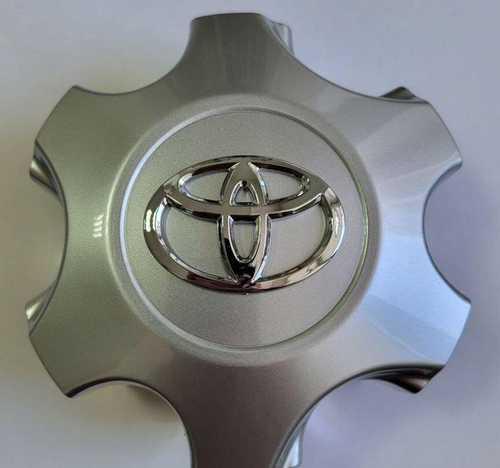 Колпак на литой диск Toyota